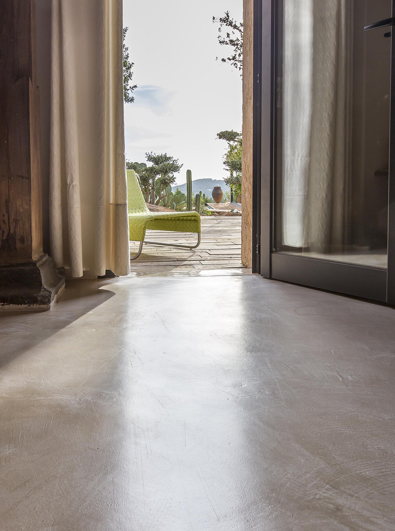 Mortex – floors and stairs – Beal International